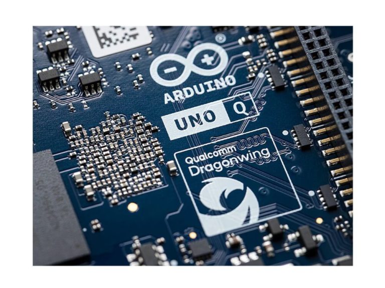 Arduino UNO Q 官方開發板 | 內建高通 NPU 引擎 | AI 邊緣運算旗艦機 – 台灣物聯科技 TaiwanIOT